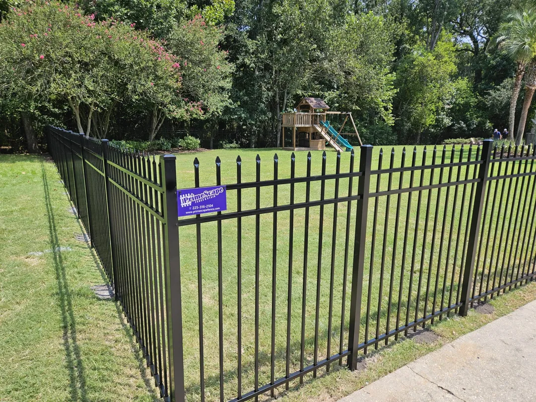5' Aluminum Fence | Spear Top No-Dig Installation | Baton Rouge, LA